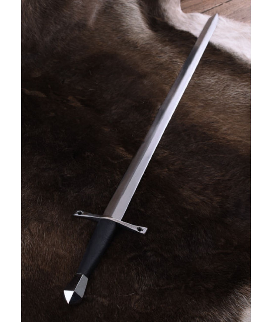 Medieval one-handed sword